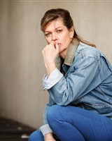 Anne Rousselet- Fiche Artiste - Artiste interprète - AgencesArtistiques ...