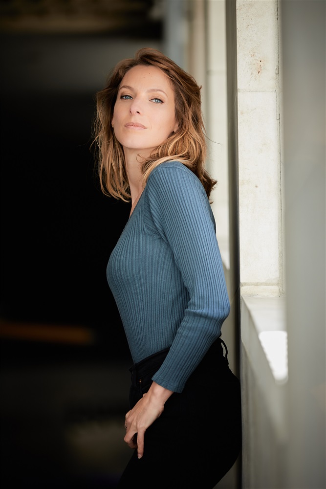 Elodie Varlet- Fiche Artiste - Artiste interprète - AgencesArtistiques ...