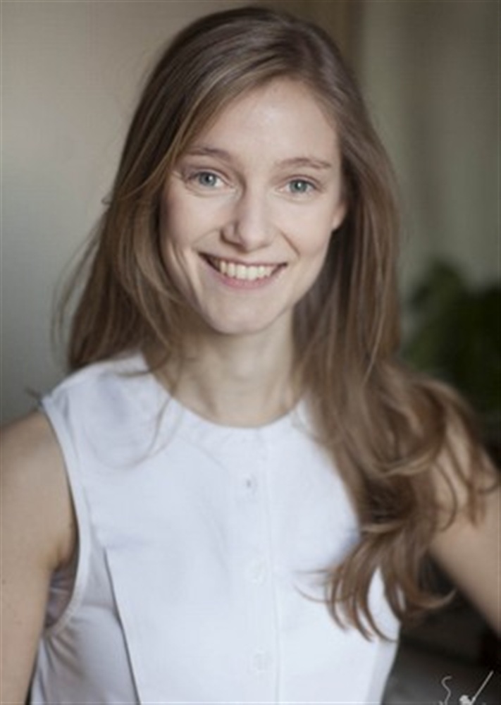 Clara BRAJTMAN- Fiche Artiste - Artiste interprète - AgencesArtistiques ...