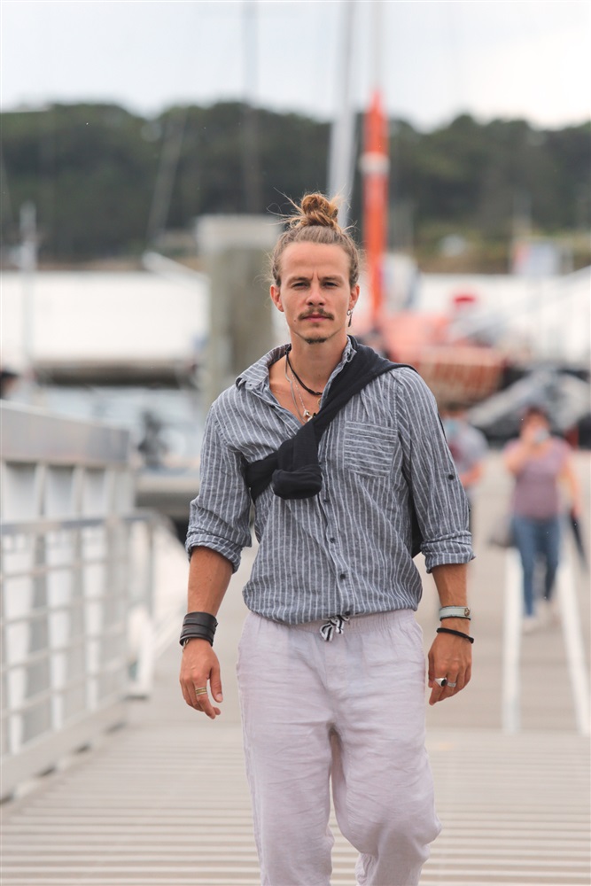 Alexis Corso- Fiche Artiste - Artiste interprète - AgencesArtistiques ...