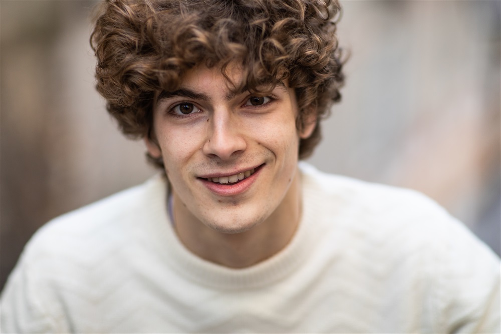 Matteo Perez- Fiche Artiste - Artiste interprète - AgencesArtistiques ...