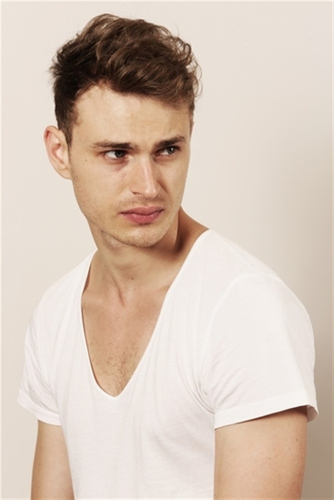 Arthur Defays- Fiche Artiste - Artiste interprète - AgencesArtistiques ...