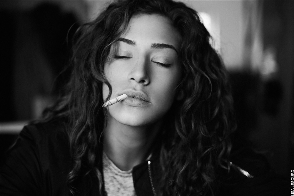 Manon Azem- Fiche Artiste - Artiste interprète - AgencesArtistiques.com ...