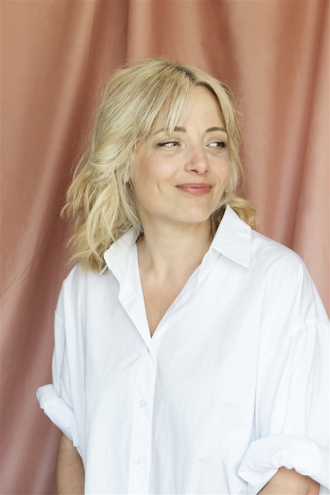 LAURA SEPUL- Fiche Artiste - Artiste interprète - AgencesArtistiques ...