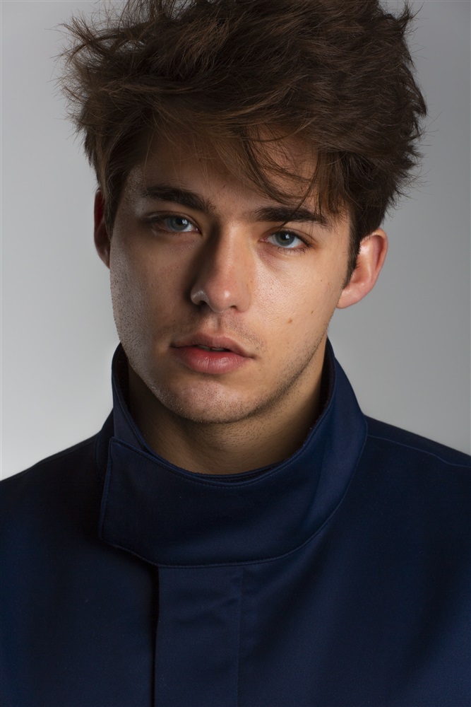 Benjamin Cotte- Fiche Artiste - Artiste interprète - AgencesArtistiques ...