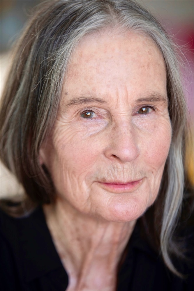 Brigitte LUCAS- Fiche Artiste - Artiste interprète - AgencesArtistiques ...