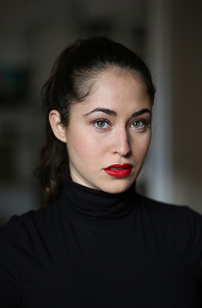 JADE PRADIN- Fiche Artiste - Artiste interprète - AgencesArtistiques ...