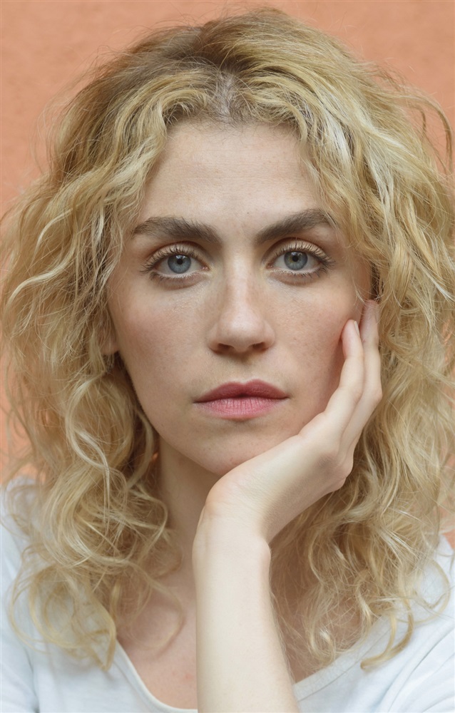 Clara SYMCHOWICZ- Fiche Artiste - Artiste interprète,Comédien ...