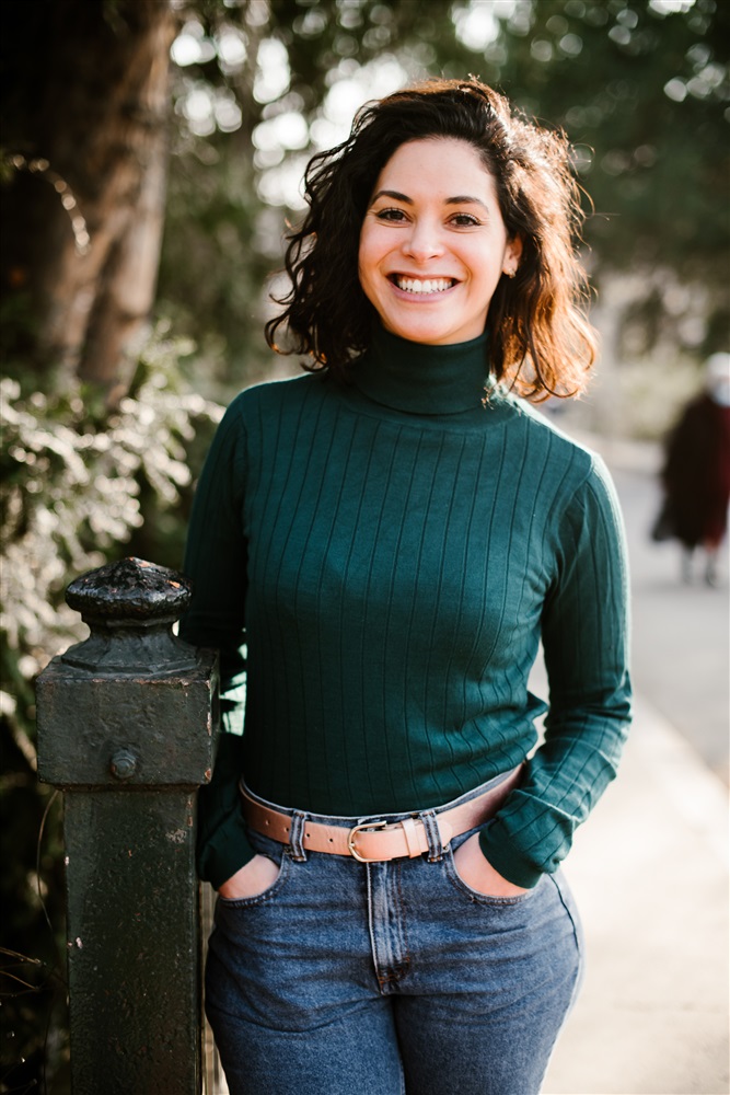 Nadia Zeddam- Fiche Artiste - Artiste interprète - AgencesArtistiques ...