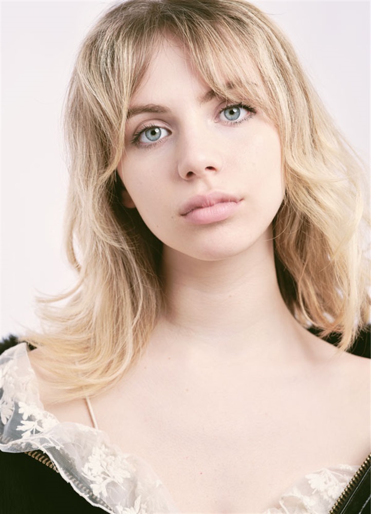 Romane Parc- Fiche Artiste - Artiste interprète - AgencesArtistiques ...