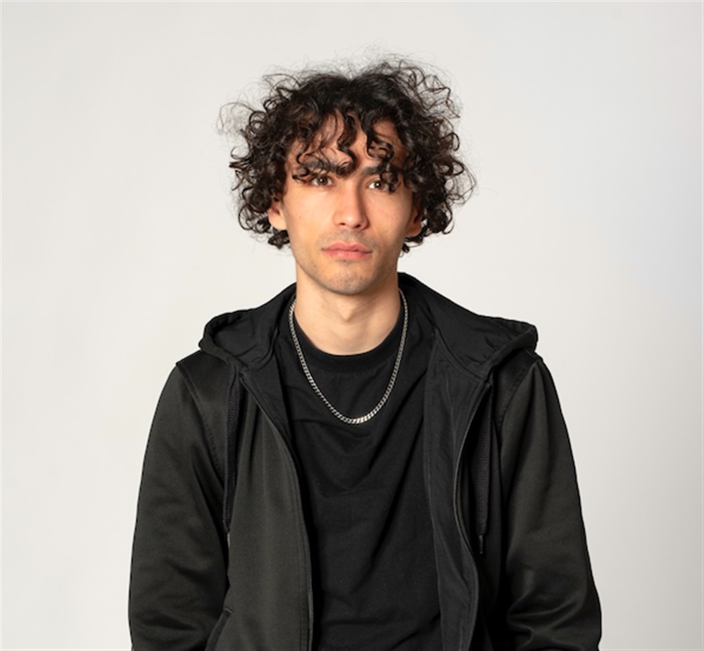 Léo Moreau- Fiche Artiste - Artiste interprète - AgencesArtistiques.com ...