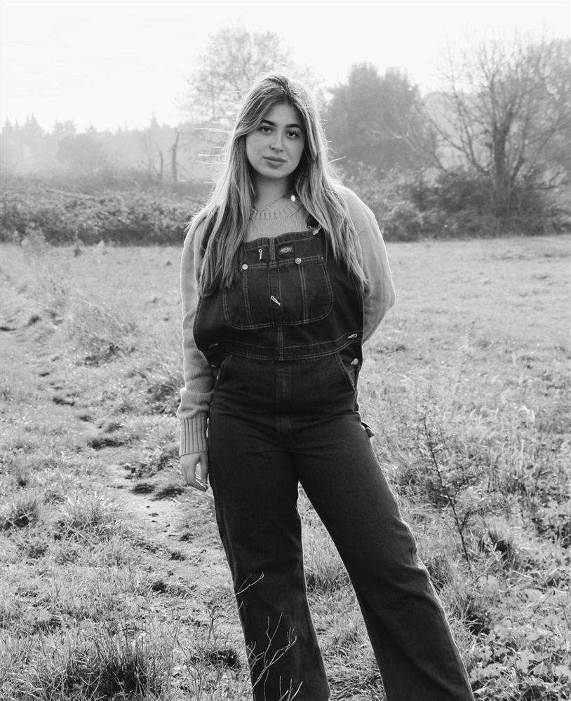 Angélina GOMEZ- Fiche Artiste - Artiste interprète - AgencesArtistiques ...