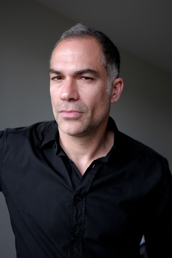 Faradj Vaziri- Fiche Artiste - Artiste interprète - AgencesArtistiques ...