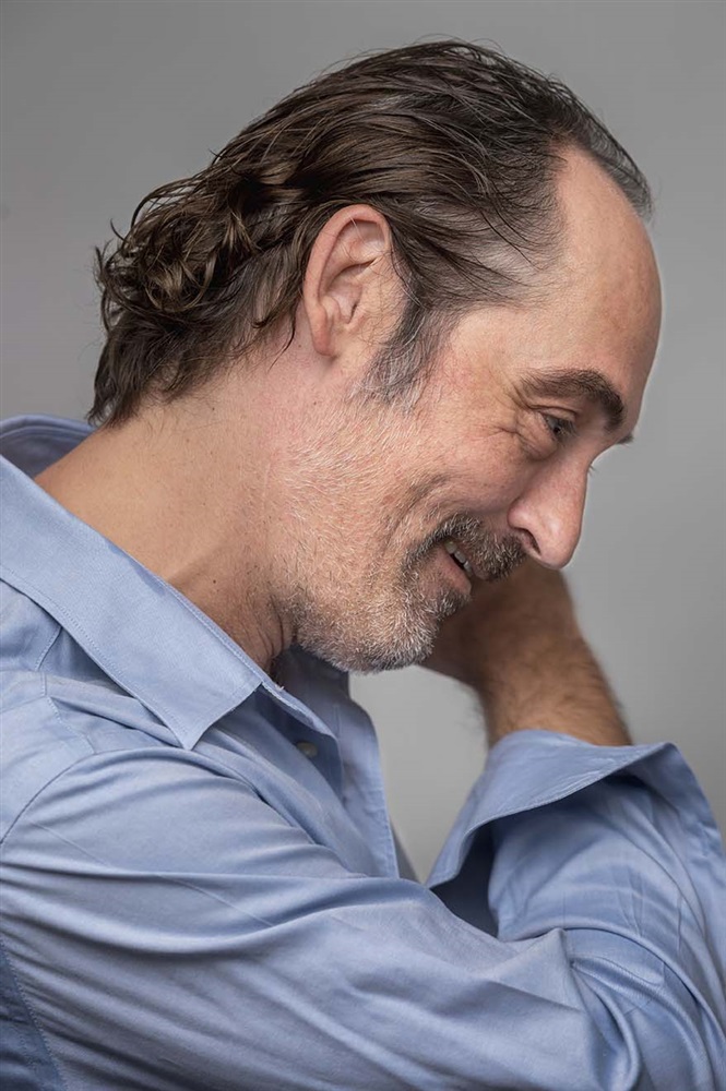 Yann PRADAL- Fiche Artiste - Artiste interprète - AgencesArtistiques ...
