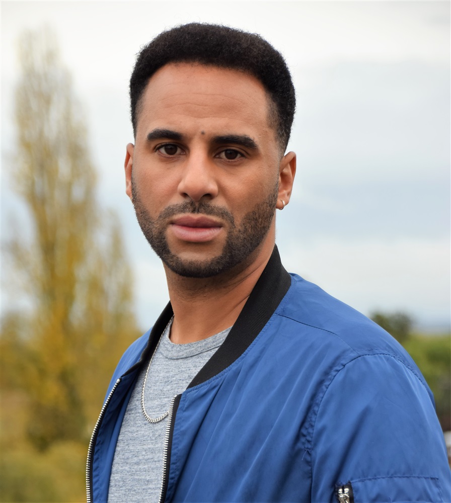 Collyns TAFIAL- Fiche Artiste - Artiste interprète,Auteur,Réalisateur ...