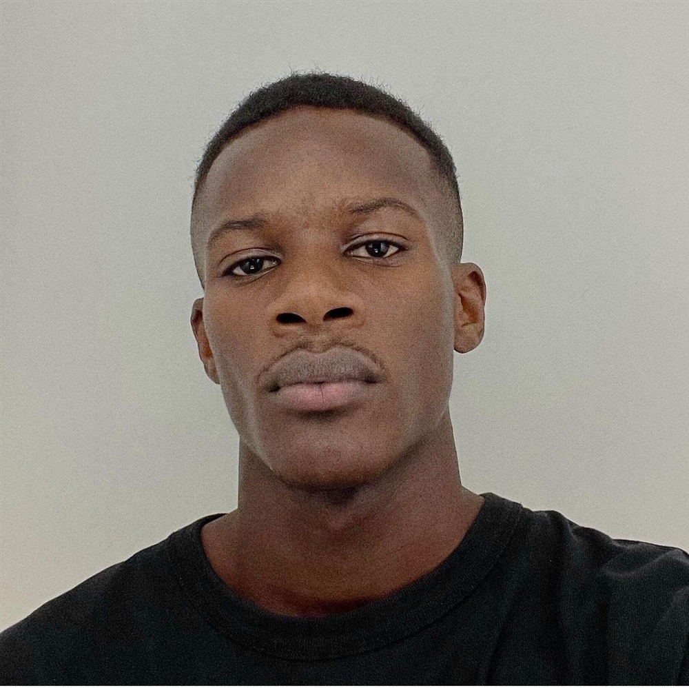 Mamadou Sidibe- Fiche Artiste - Artiste interprète - AgencesArtistiques ...