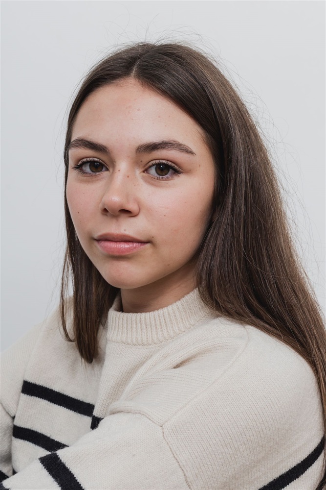 MARGOT C.- Fiche Artiste - Artiste interprète - AgencesArtistiques.com : la plateforme des ...