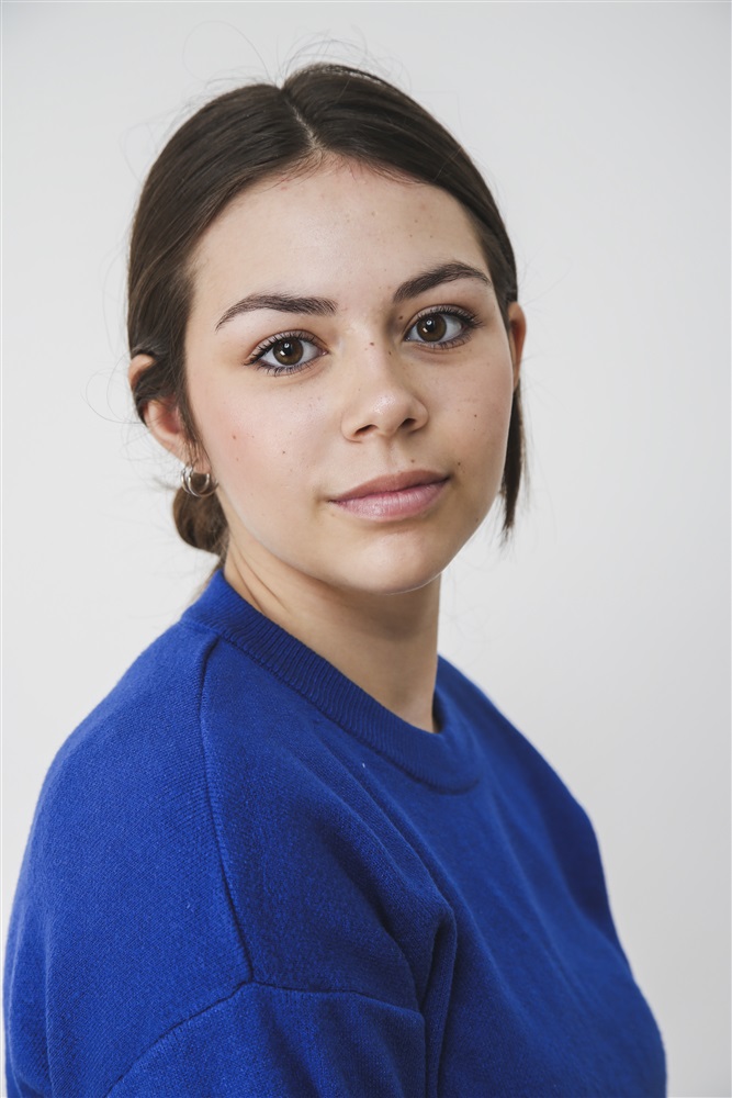 MARGOT C.- Fiche Artiste - Artiste interprète - AgencesArtistiques.com : la plateforme des ...