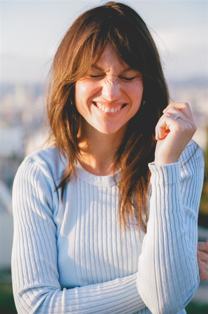 Rachel Perrin- Fiche Artiste - Artiste interprète - AgencesArtistiques ...