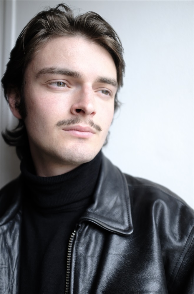 Victor BERTOLI- Fiche Artiste - Artiste interprète - AgencesArtistiques ...