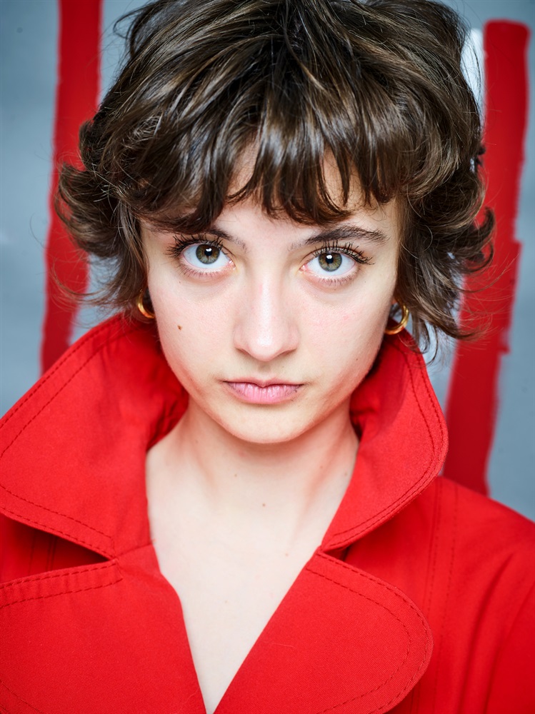 Lara Tavella- Fiche Artiste - Artiste interprète - AgencesArtistiques ...