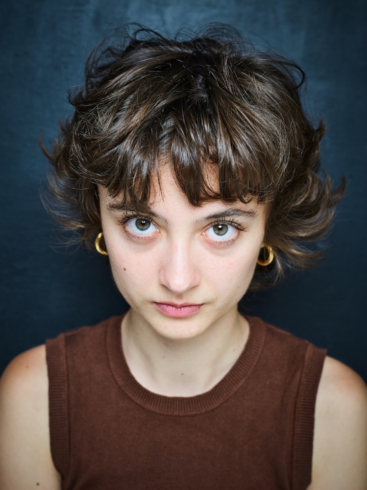 Lara Tavella- Fiche Artiste - Artiste interprète - AgencesArtistiques ...