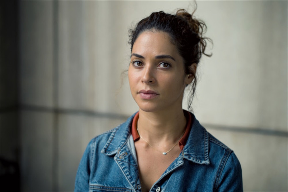 Nadia Zeddam- Fiche Artiste - Artiste interprète - AgencesArtistiques ...