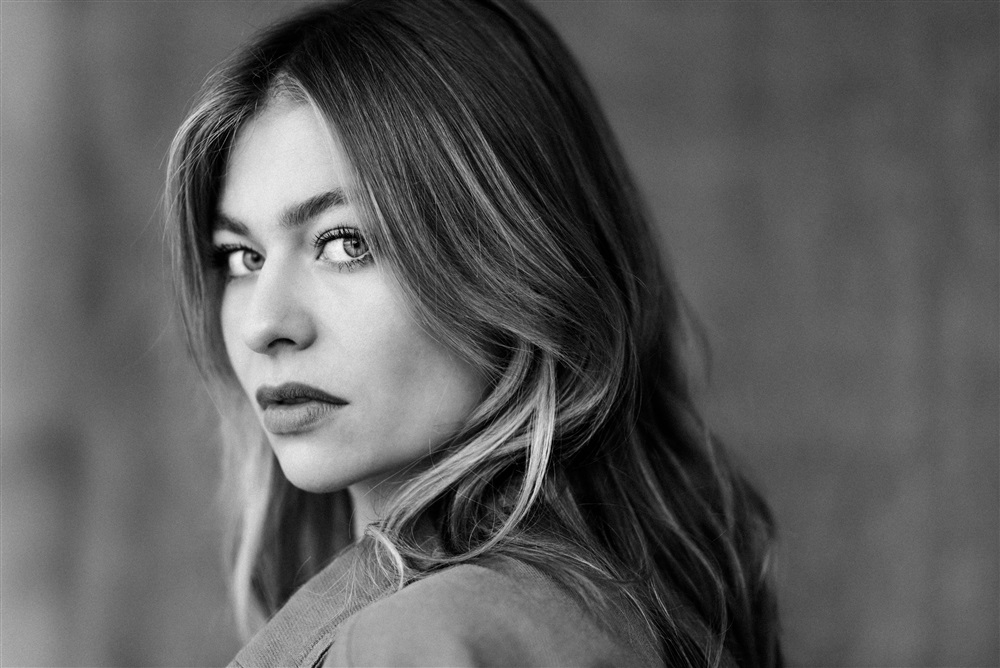 Zoe Straub- Fiche Artiste - Artiste interprète - AgencesArtistiques.com ...