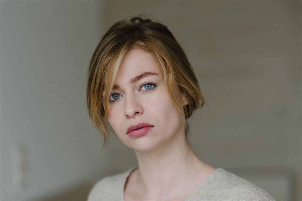 Zoe Straub- Fiche Artiste - Artiste interprète - AgencesArtistiques.com ...