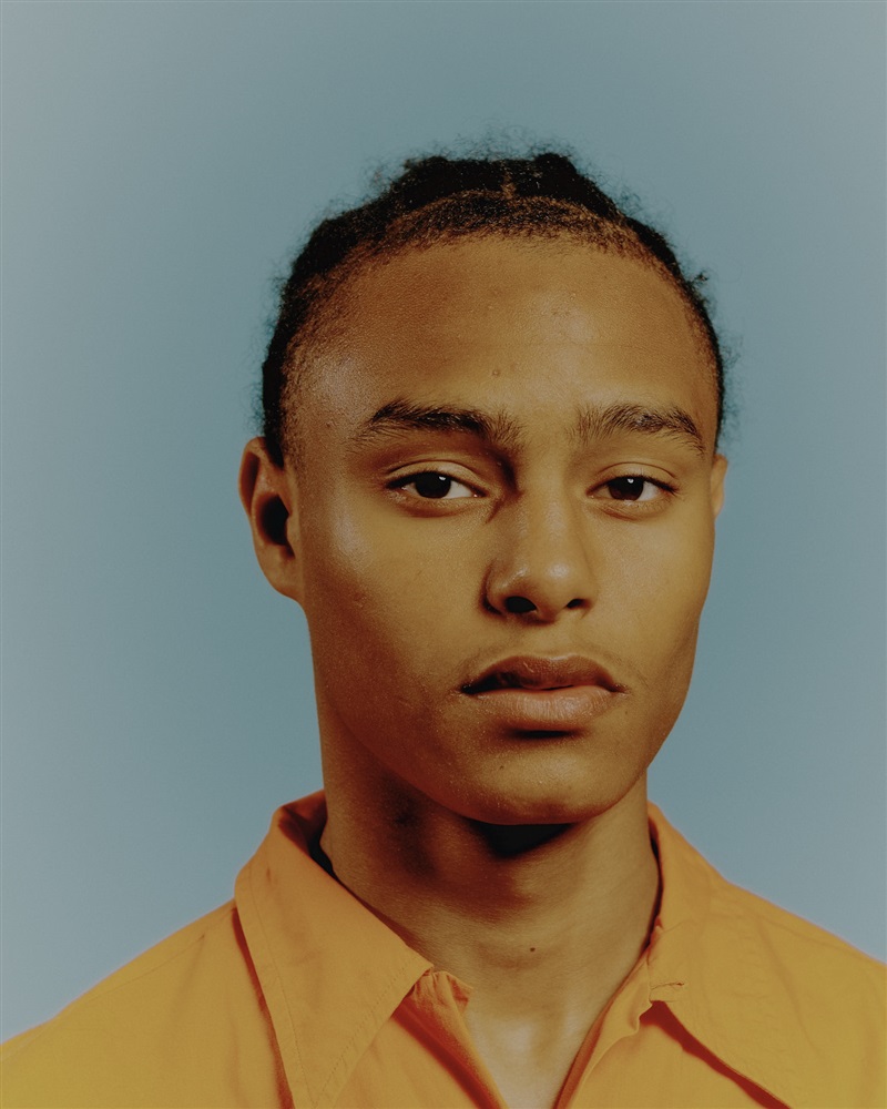 Issa PERICA- Fiche Artiste - Artiste interprète - AgencesArtistiques ...