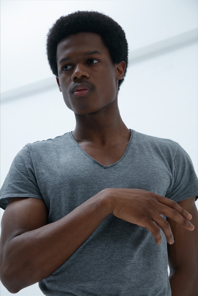 Djamil MOHAMED- Fiche Artiste - Artiste interprète - AgencesArtistiques ...