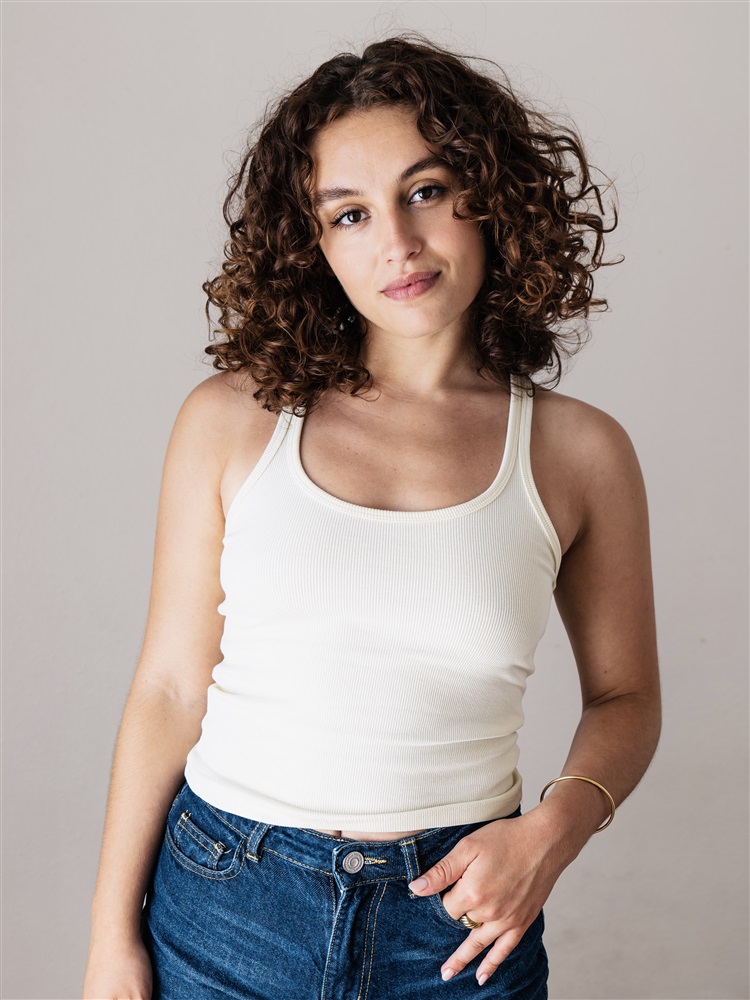 Anabel MORENO- Fiche Artiste - Artiste interprète - AgencesArtistiques ...