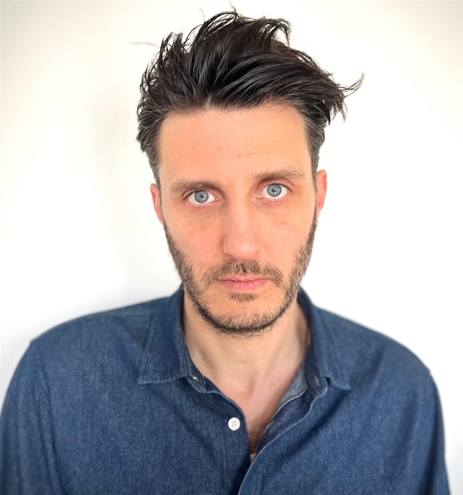 Benjamin Bernard- Fiche Artiste - Artiste interprète - AgencesArtistiques.com : la plateforme ...