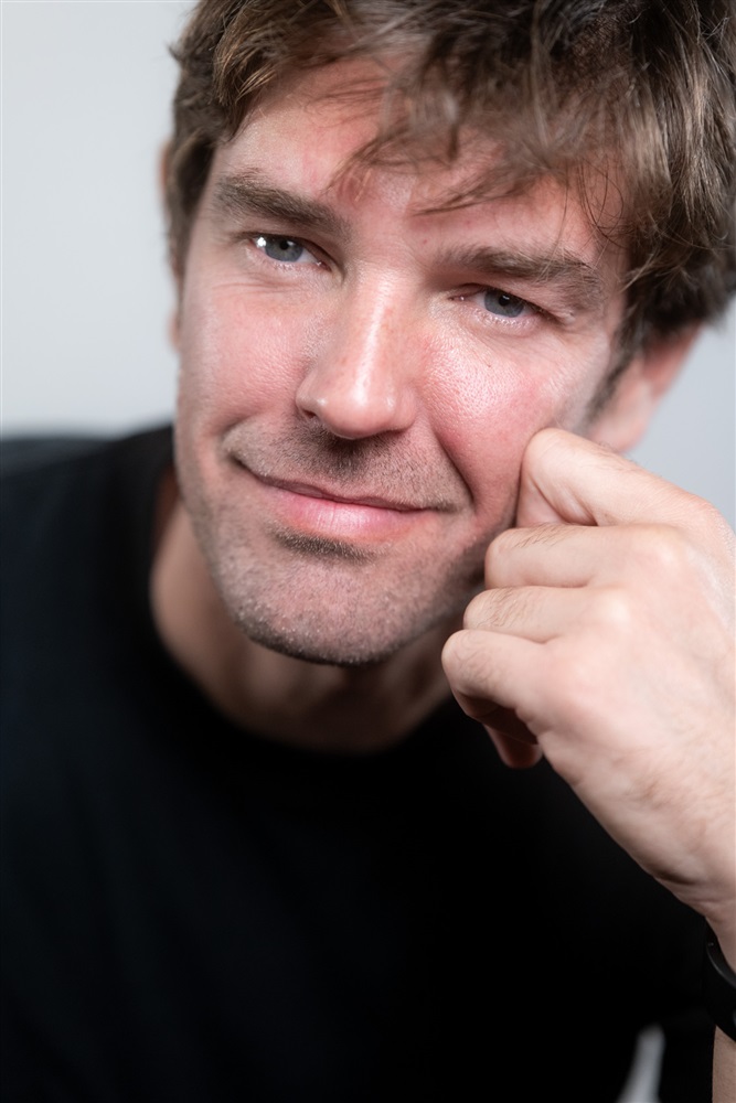 Romain Deroo- Fiche Artiste - Artiste interprète - AgencesArtistiques ...