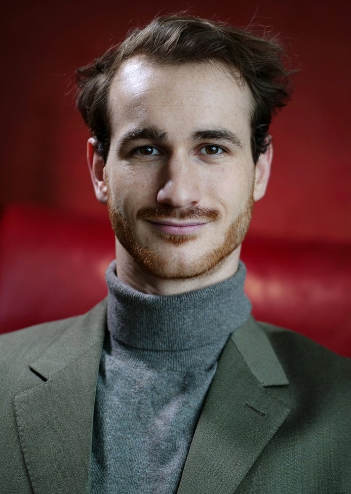 Hugo PETITIER- Fiche Artiste - Artiste interprète - AgencesArtistiques ...