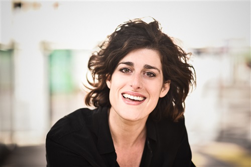 Elise Roth • Comédienne