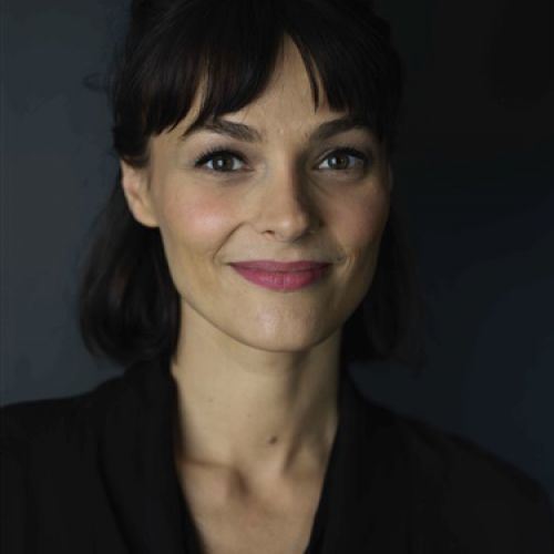 Romane Portail- Fiche Artiste - Artiste interprète - AgencesArtistiques ...