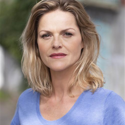 Crystal Shepherd-Cross- Fiche Artiste - Artiste interprète ...