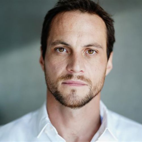 Thomas Perrin- Fiche Artiste - Artiste interprète - AgencesArtistiques ...