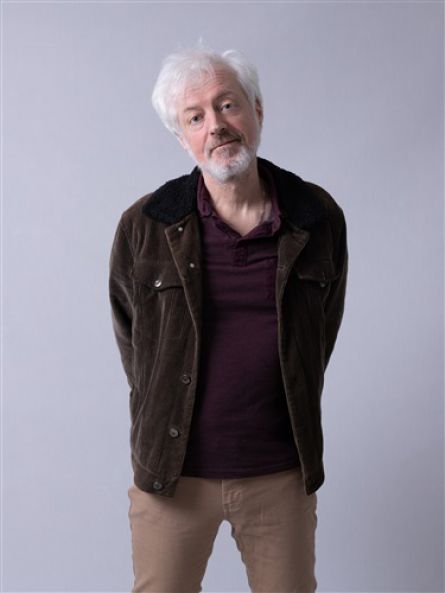 Hervé COLLET • Comédien • Chanteur • Auteur • Monteur Image ...