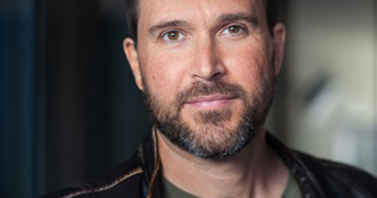 Agence Artistique Jean-Pierre Noël | Jonathan BIZET