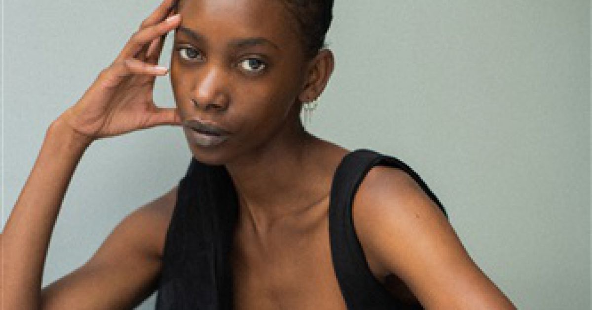 Adja Kaba- Fiche Artiste - Artiste interprète - AgencesArtistiques.com ...