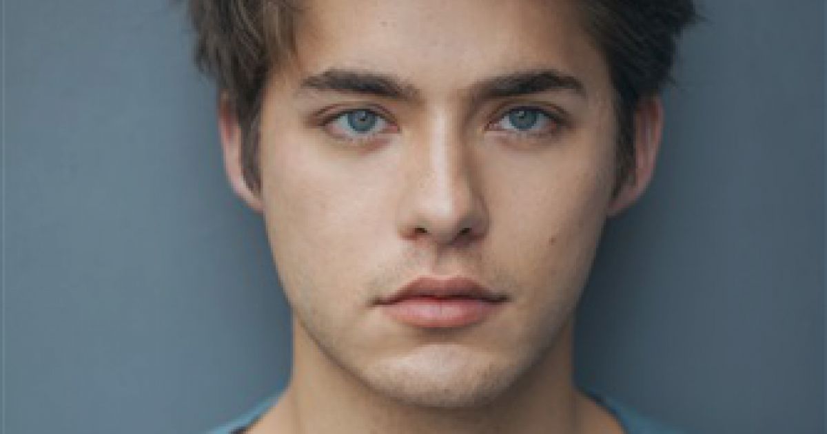 Benjamin Cotte- Fiche Artiste - Artiste interprète - AgencesArtistiques ...