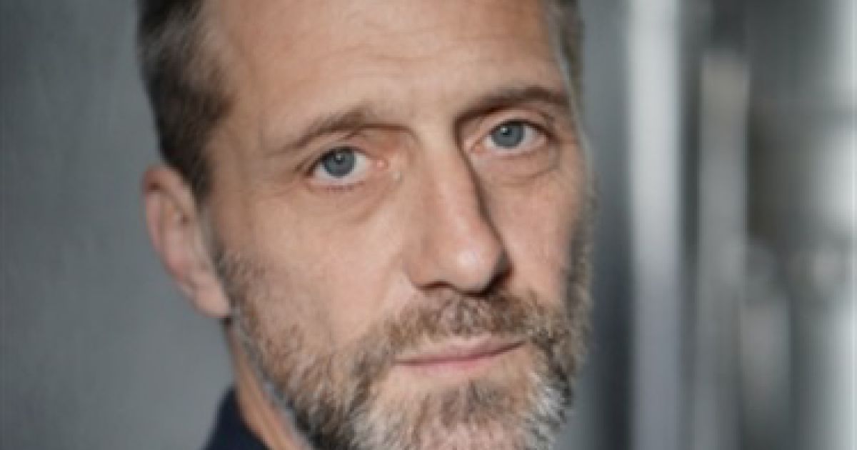 Fabio Zenoni- Fiche Artiste - Artiste interprète - AgencesArtistiques ...