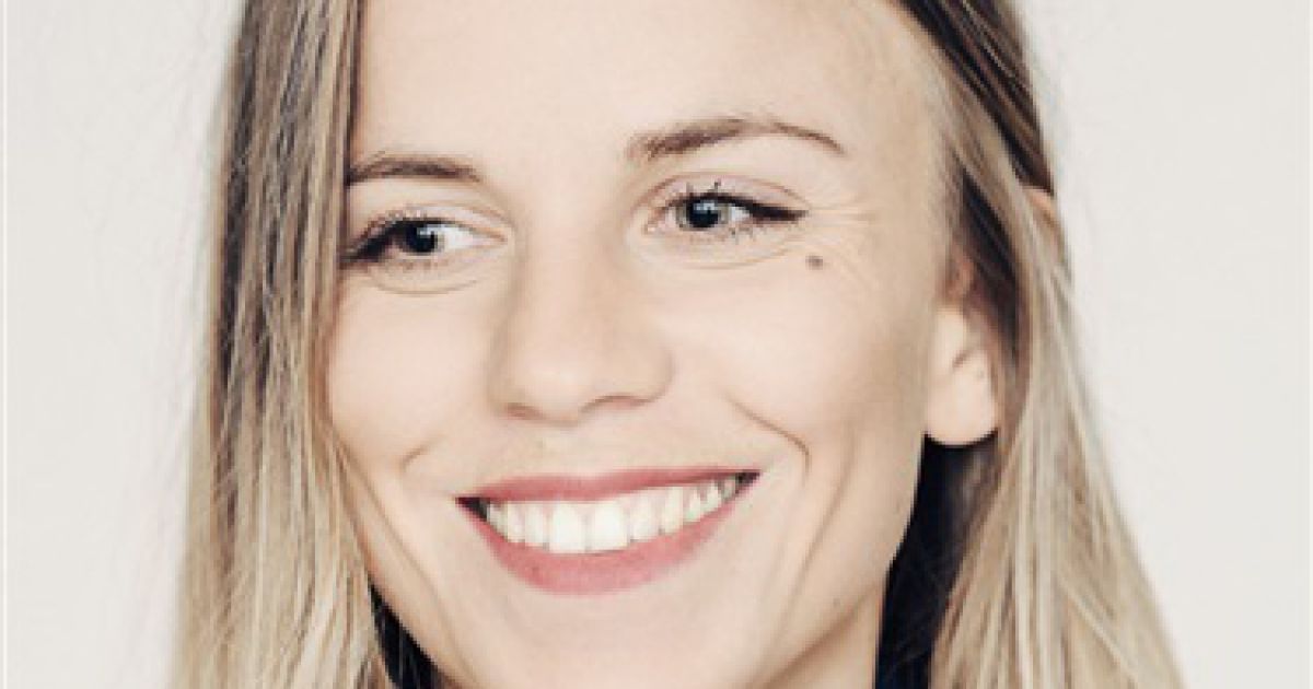 Anna Apter- Fiche Artiste - Artiste interprète,Scénariste,Réalisatrice ...