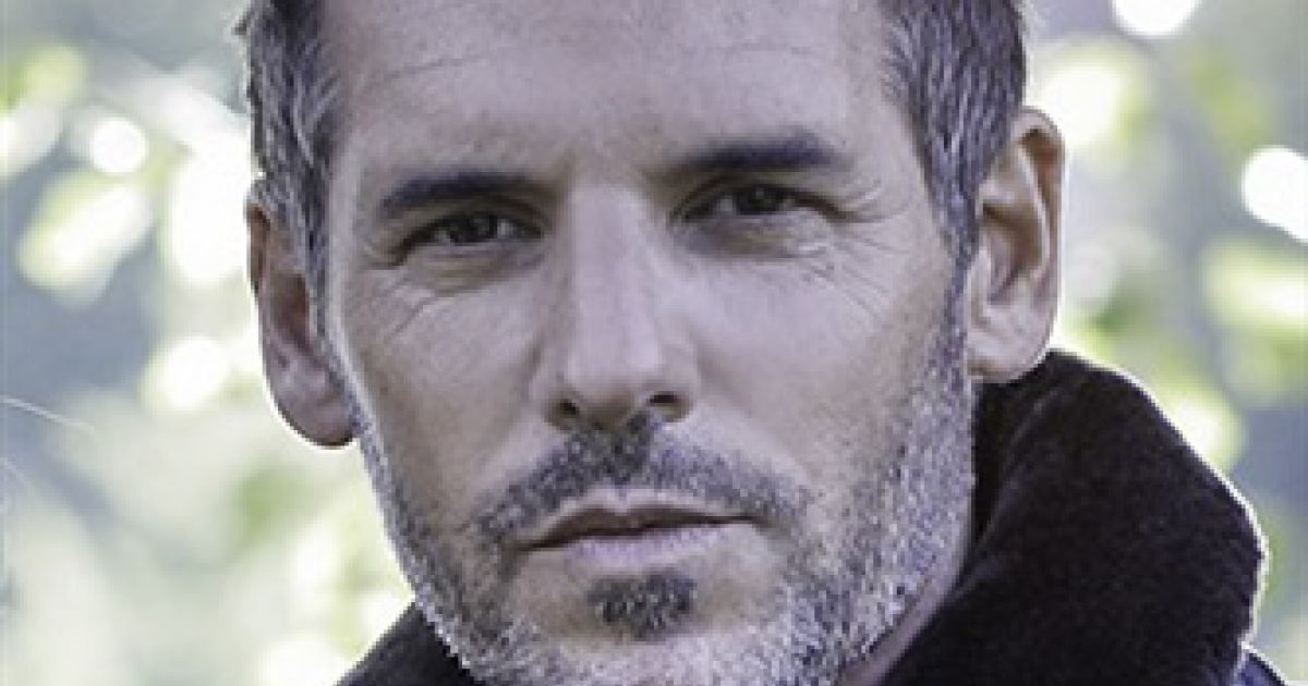 Jeremy Banster- Fiche Artiste - Artiste interprète - AgencesArtistiques ...