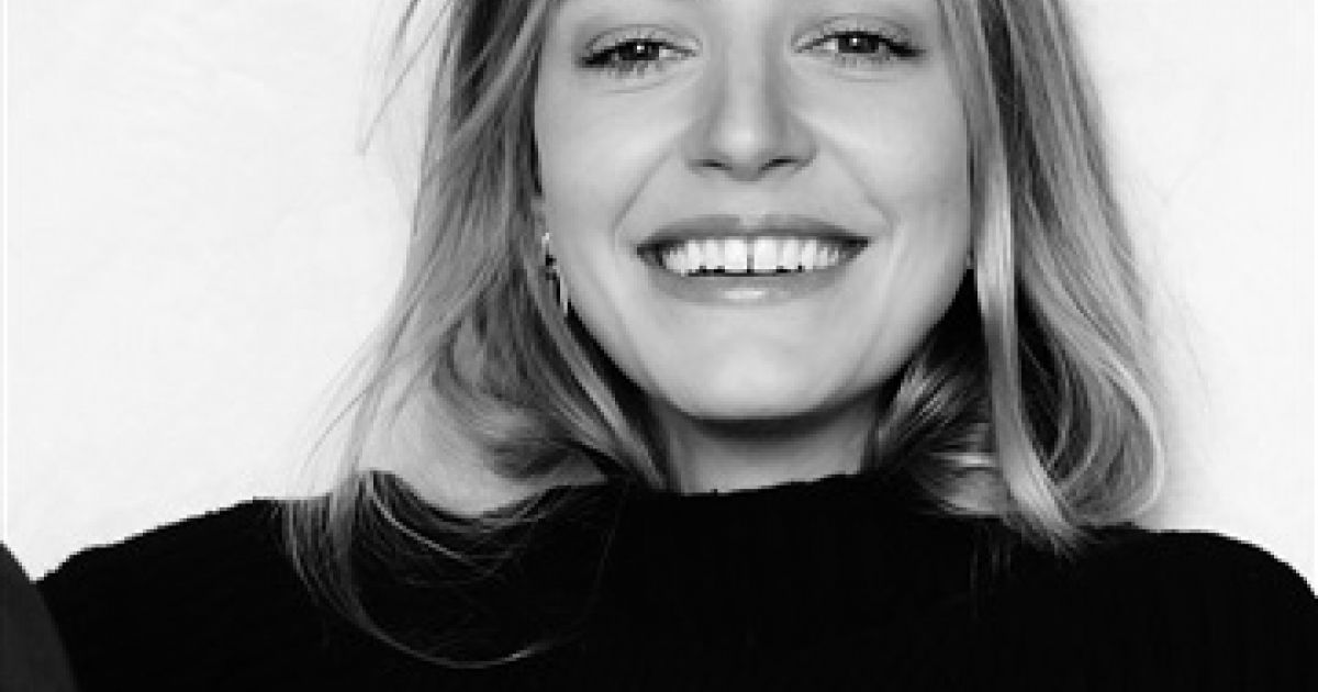 Laura AUCLAIR- Fiche Artiste - Artiste interprète - AgencesArtistiques ...