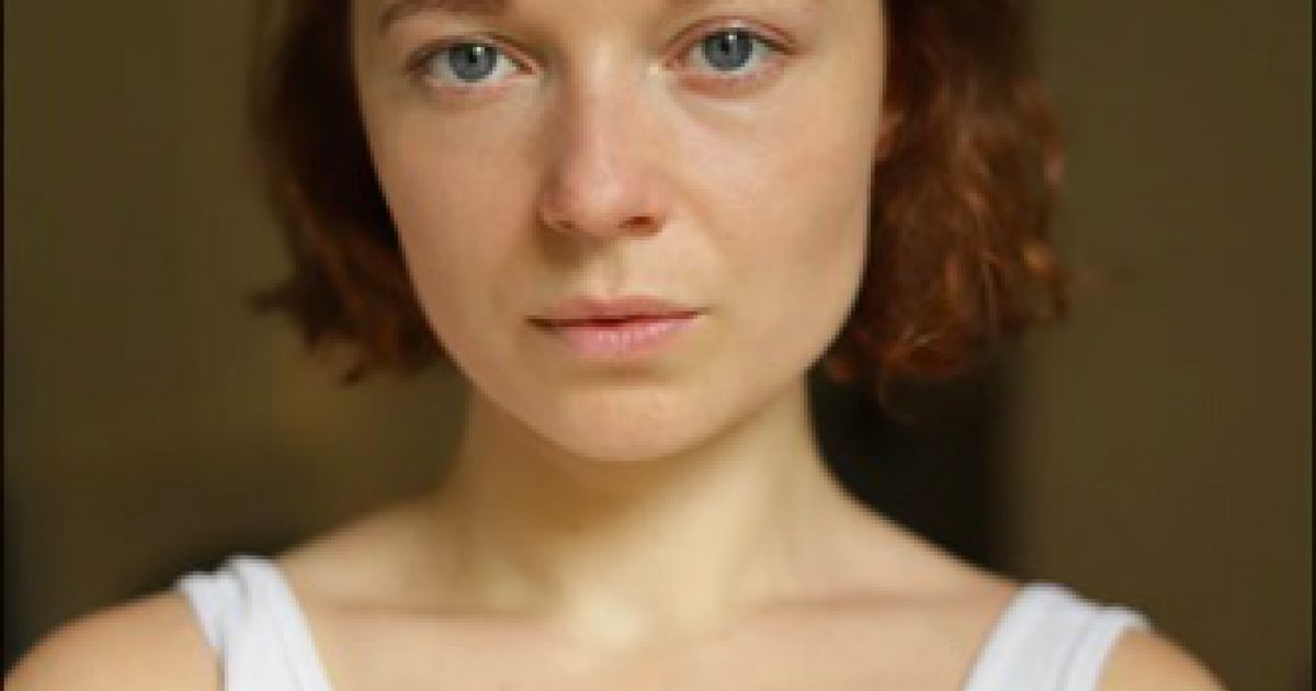 Chloé Guillot- Fiche Artiste - Artiste interprète - AgencesArtistiques ...