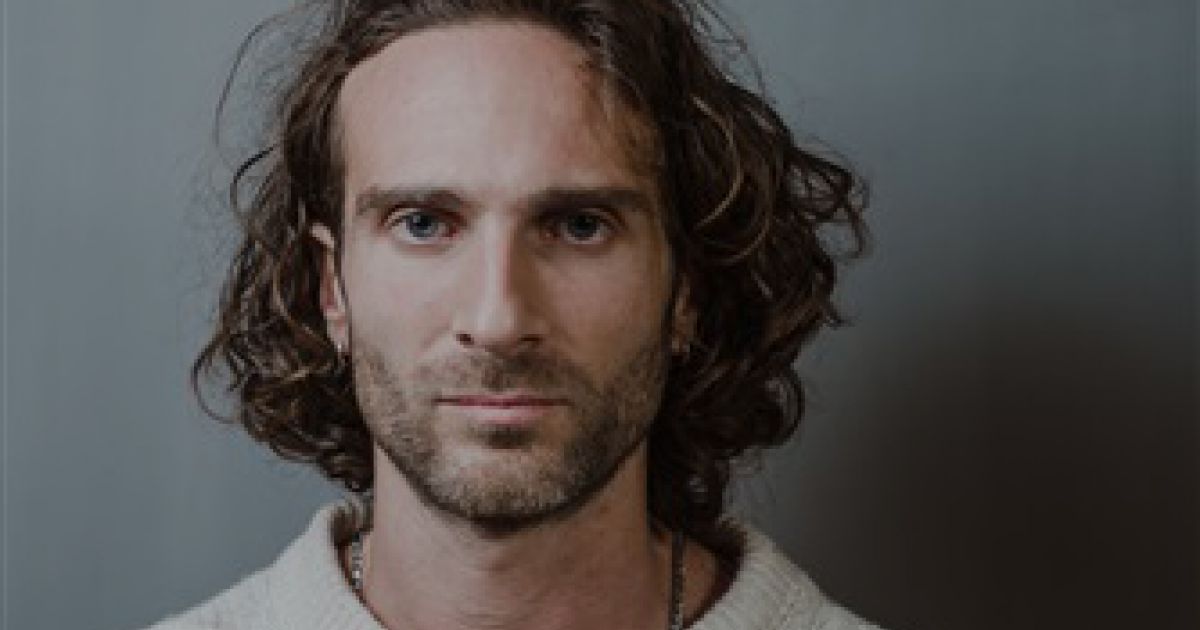 Louis Arene- Fiche Artiste - Artiste interprète - AgencesArtistiques ...