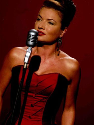 Artcine | Lucy Harrison